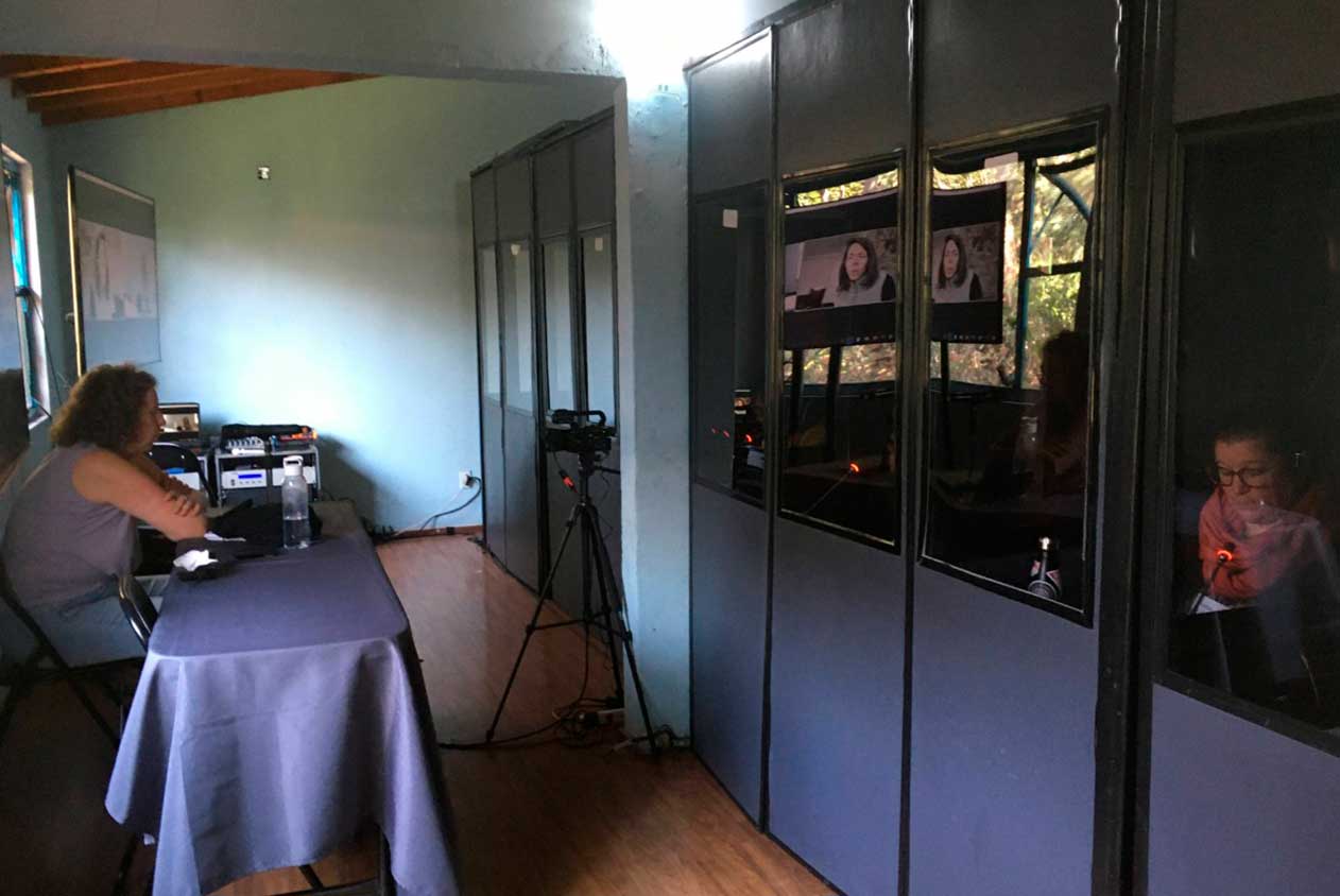 ¿Para qué sirven las cabinas de interpretación simultánea? – Blog CM Idiomas